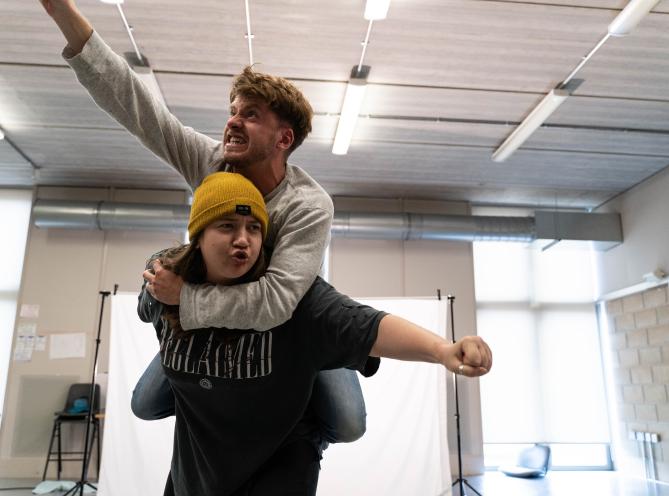 Introducing LAMDA Short Courses | London academy of music & dramatic art Introducing LAMDA Short Courses | London academy of music & dramatic art